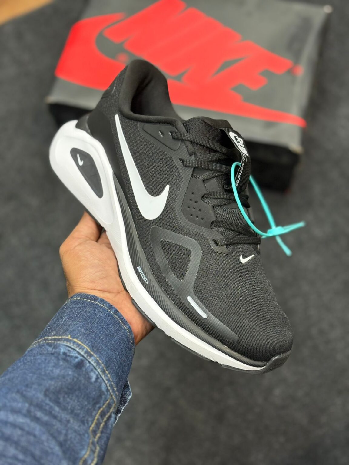 Nike Zoom structure 26 Men's Shoes - Skyler Fashion